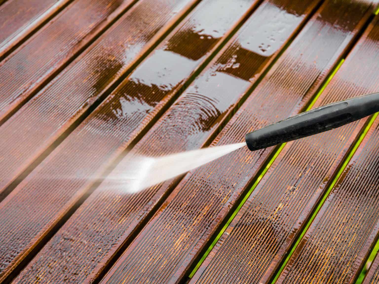 14 Ways to Block Wind on a Balcony, Porch or Patio - Balcony Boss