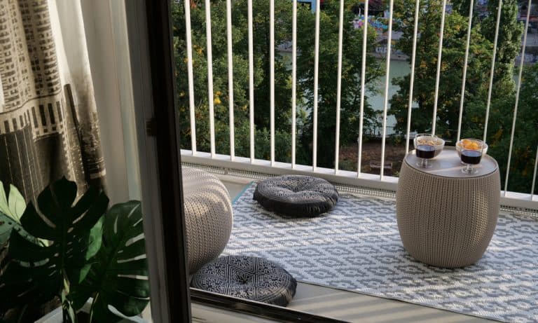 11 Cheap Ways to Block Heat from Windows or Doors - Balcony Boss