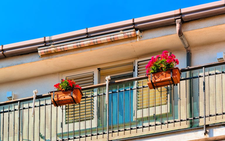 11 Cheap Ways to Block Heat from Windows or Doors - Balcony Boss