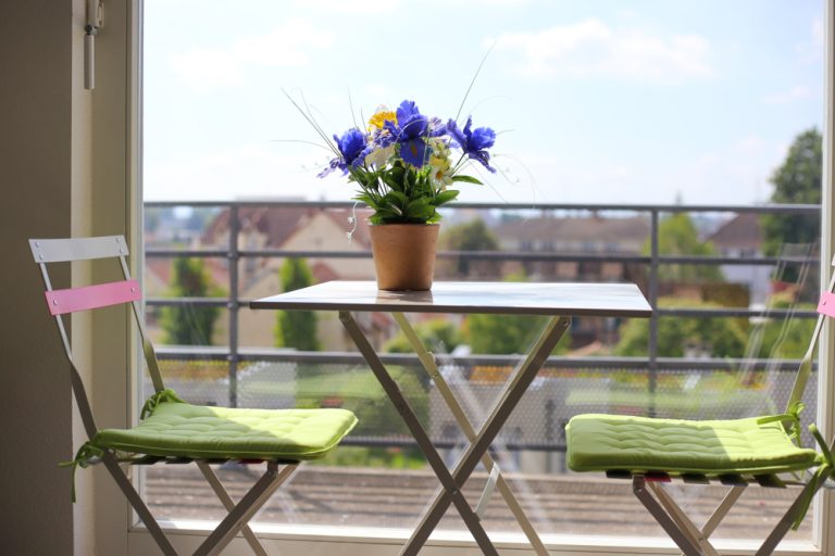 9 Pretty Ideas for Your Balcony this Spring - Balcony Boss