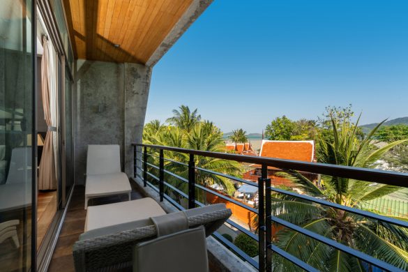 8 Balcony Seating Ideas for all Sizes and Budgets - Balcony Boss